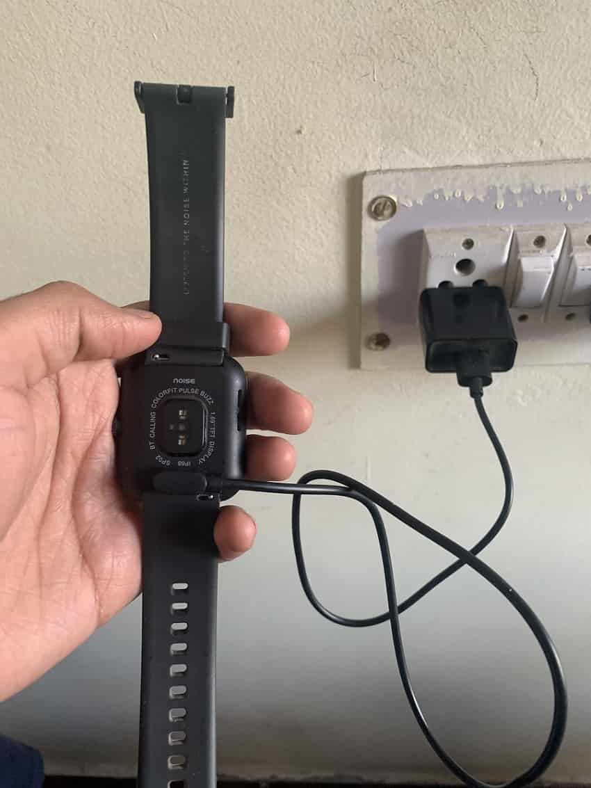 How to Charge Noise ColorFit Pulse Buzz Smartwatch: Easy Steps ... How to Charge Noise ColorFit Pulse Buzz Smartwatch: Easy Steps ...