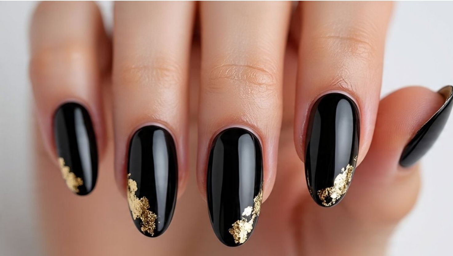 Black Line Nail Designs: Chic, Minimal, and Always On-Trend - Beeping Hand